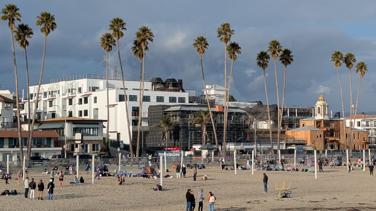 La Bahia Hotel and Spa, 215 Beach St. - Santa Cruz Local