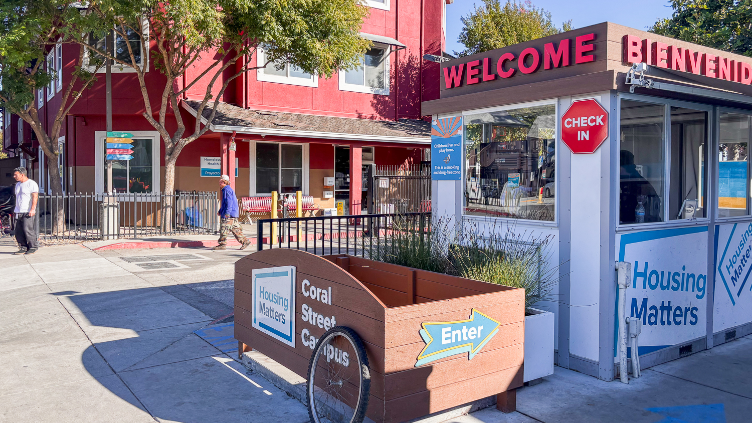 Santa Cruz leaders confront looming service gap as key homeless program ...